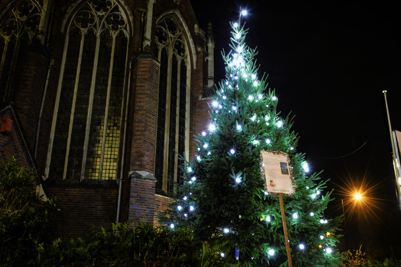 Lights switch-on sparks festive cheer in Sutton Coldfield | Sutton ...